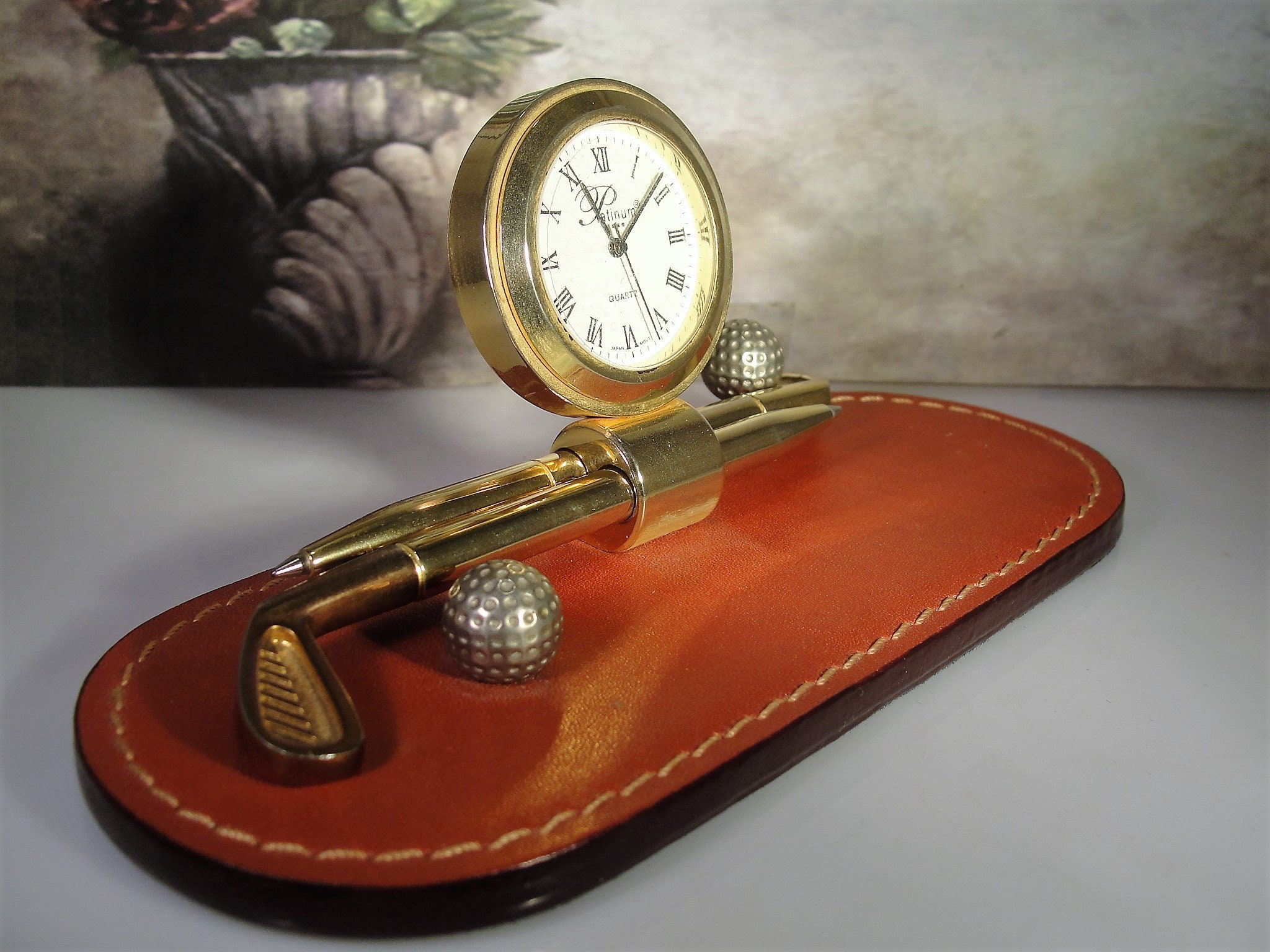 PLATINUM: Golf Pen and Clock Desk Set, Consists of two Golf Club Pens ...