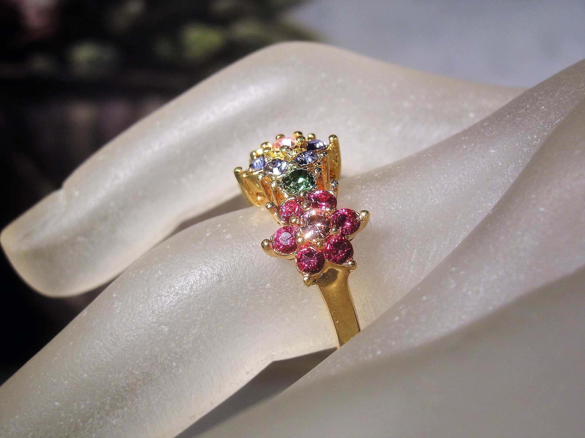 JOAN RIVERS Ring, 3 Flower Ring, Pastel Colored Flower Ring, Multi ...