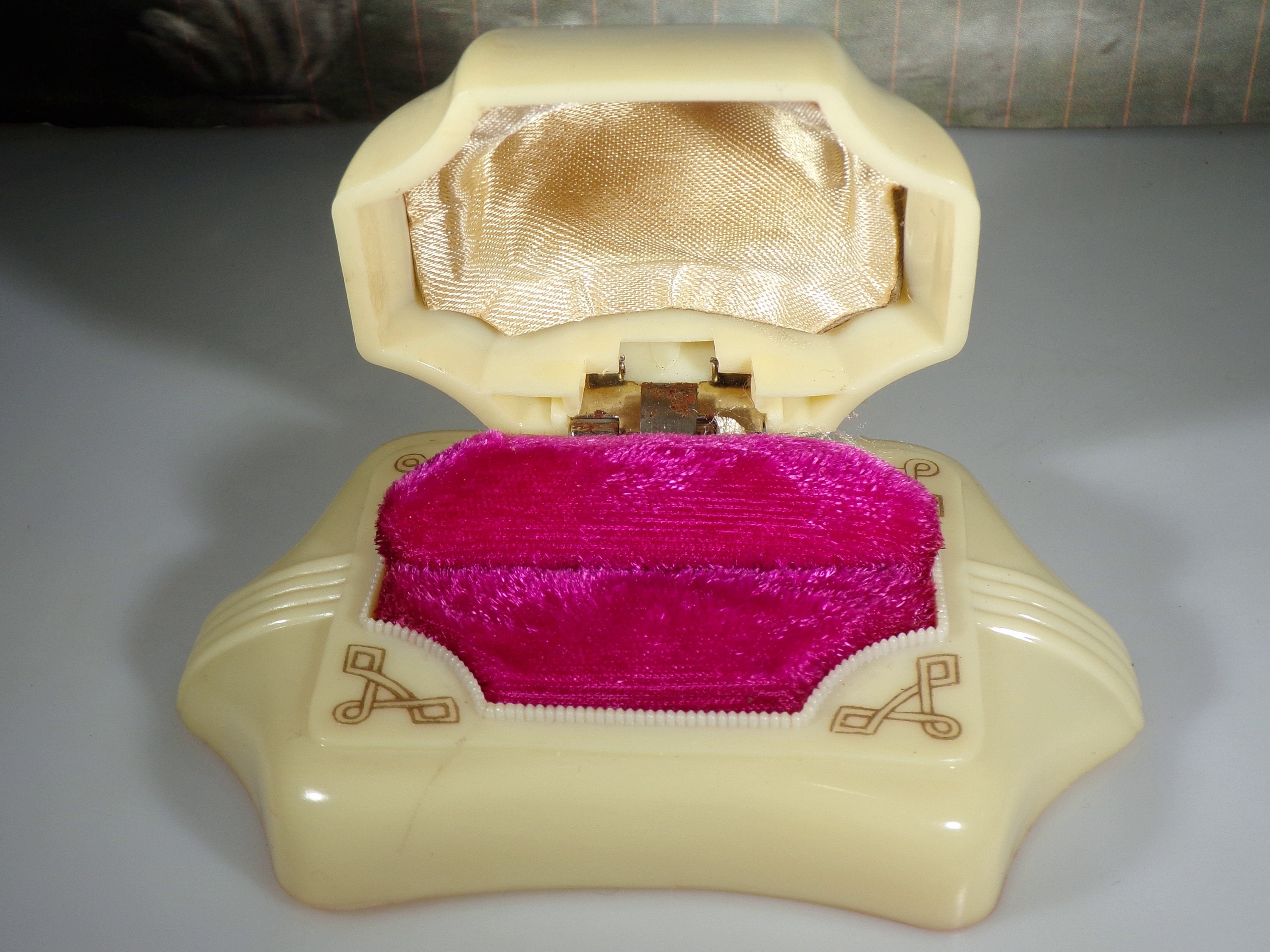 Celluloid Ring Box, 1930's Cream Color Dual Ring Box w/ Gold Gilt ...
