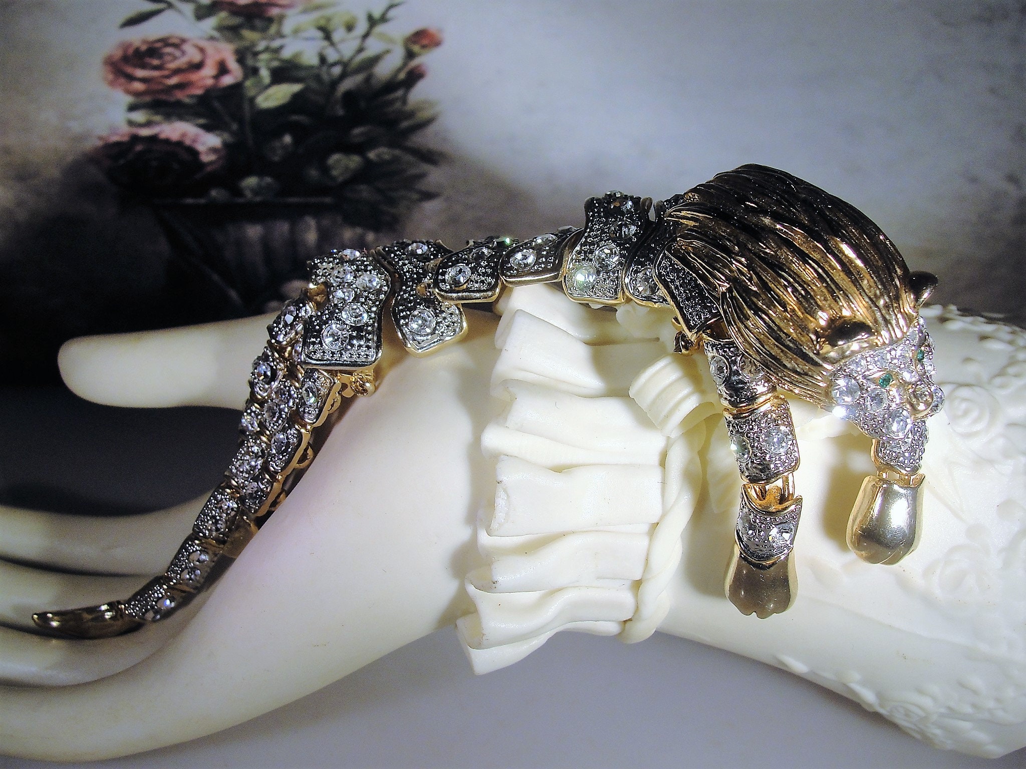 Big Cat Shoulder Brooch, Lion Shoulder Brooch, Rhinestone Articulating ...