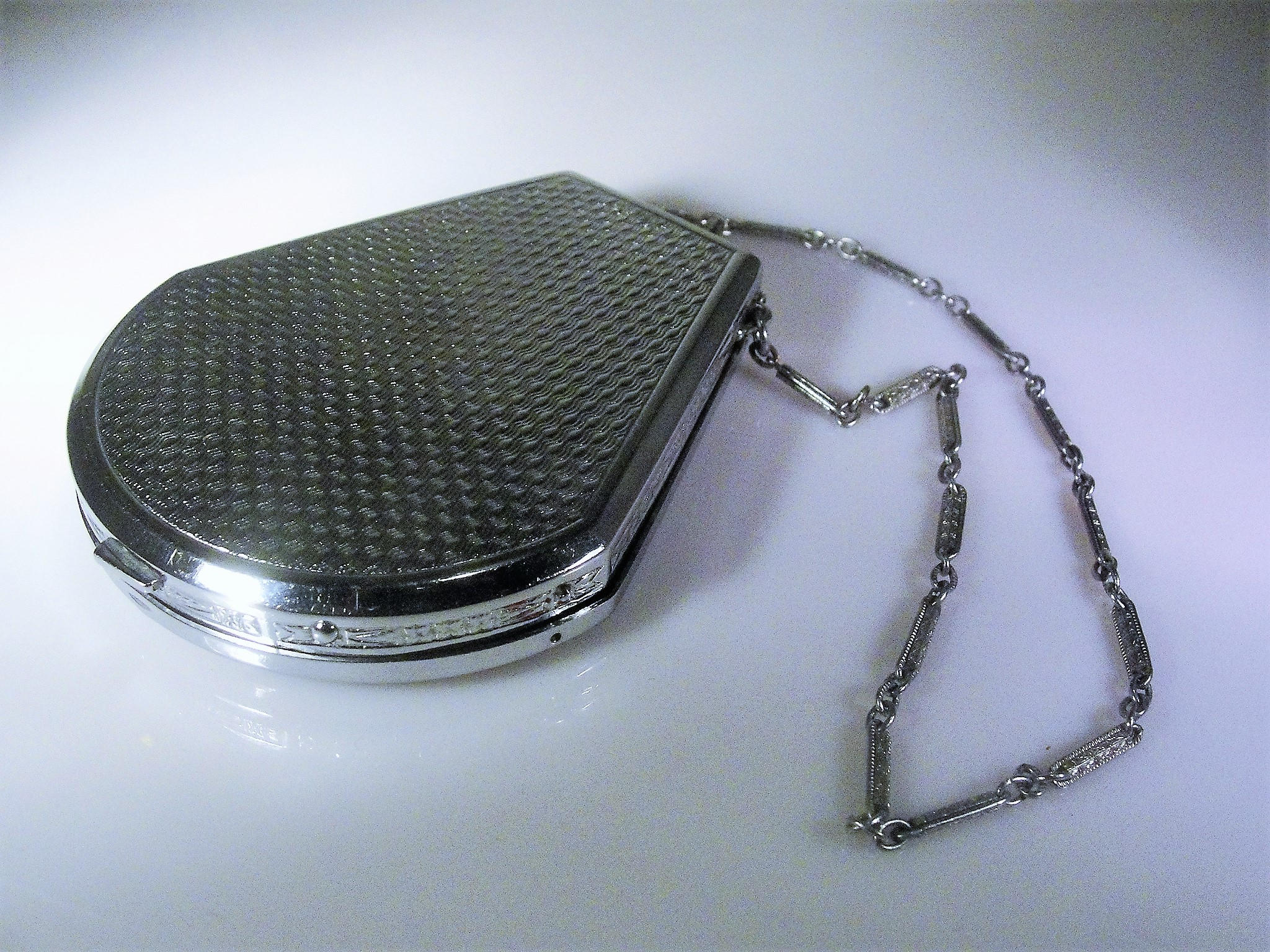 EAM Elginite Dance Purse, Chrome Dance Purse, Gold Tone Accented Mirror ...