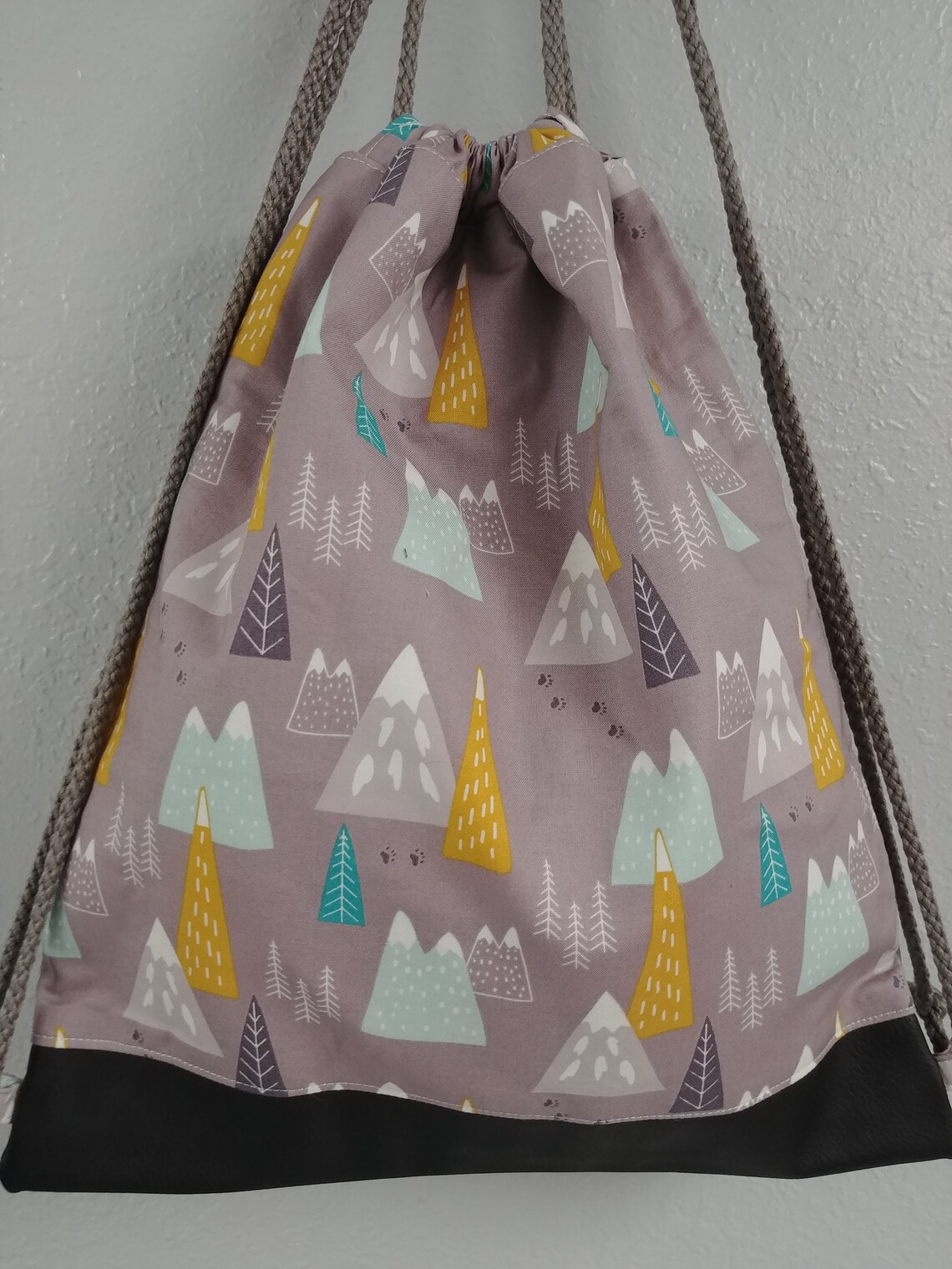 Mountain Drawstring Bag - Handmade Drawstring Bag – Drawstring Backpack ...