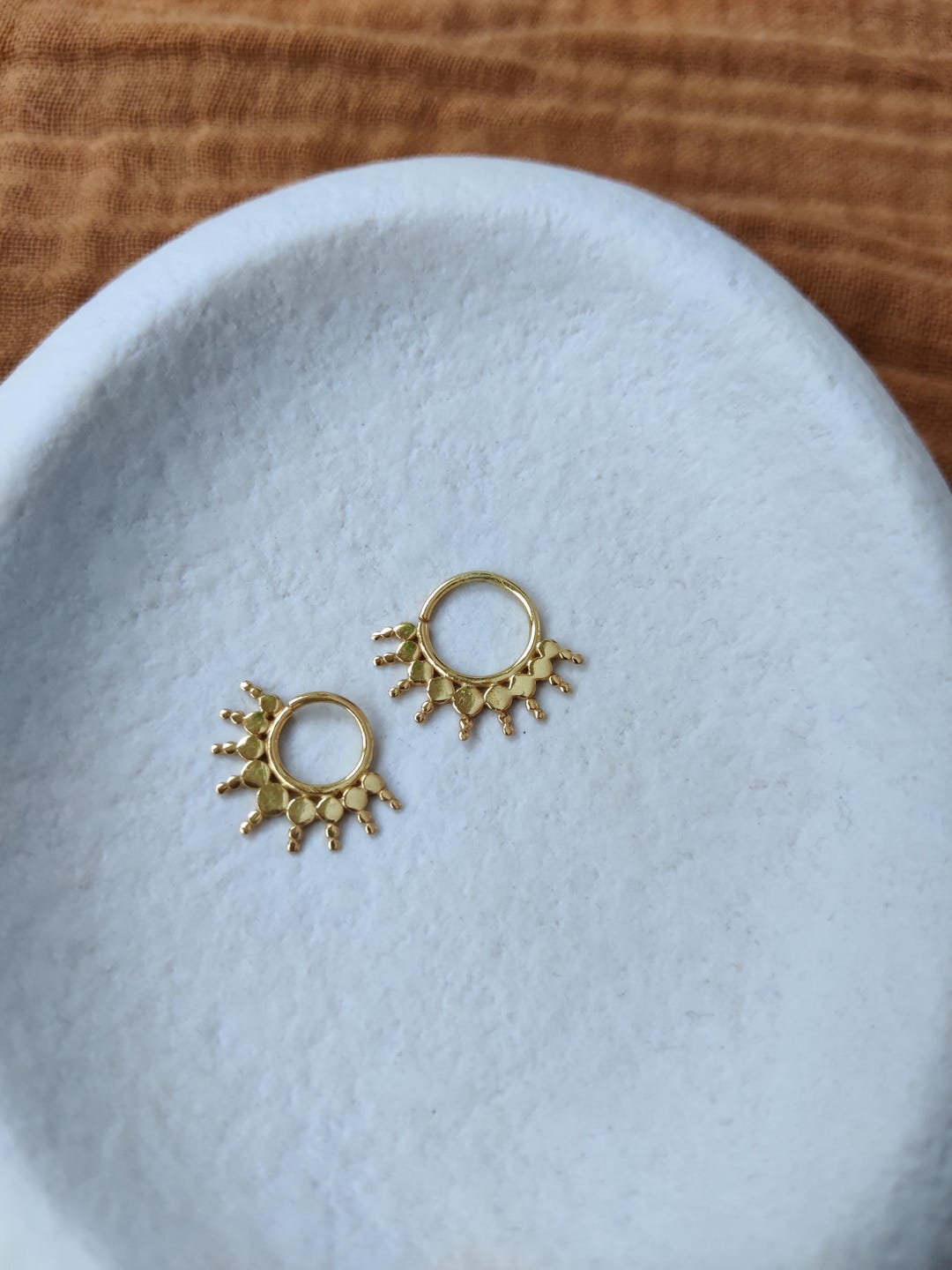 Septum Jewelry Gold ⎜ Guardian of the Sun - Etsy