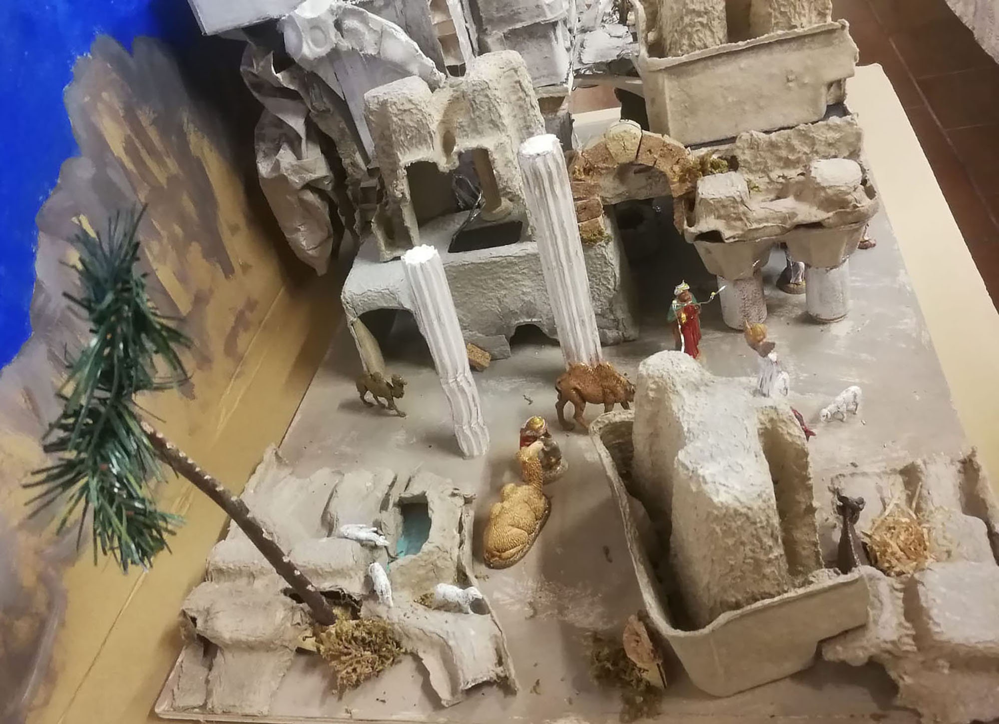 Beautiful Nativity Scene Made and Painted by Hand - Etsy