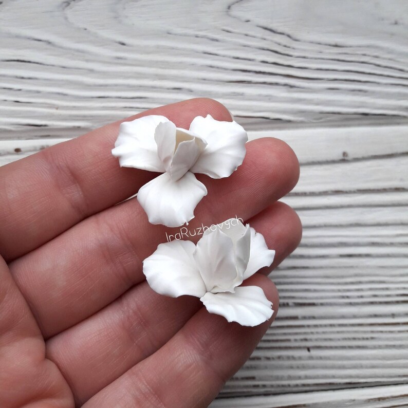 3 Pcs. White Iris Flowers , Polymer Clay Flower Bead, 2.5 Cm - Etsy