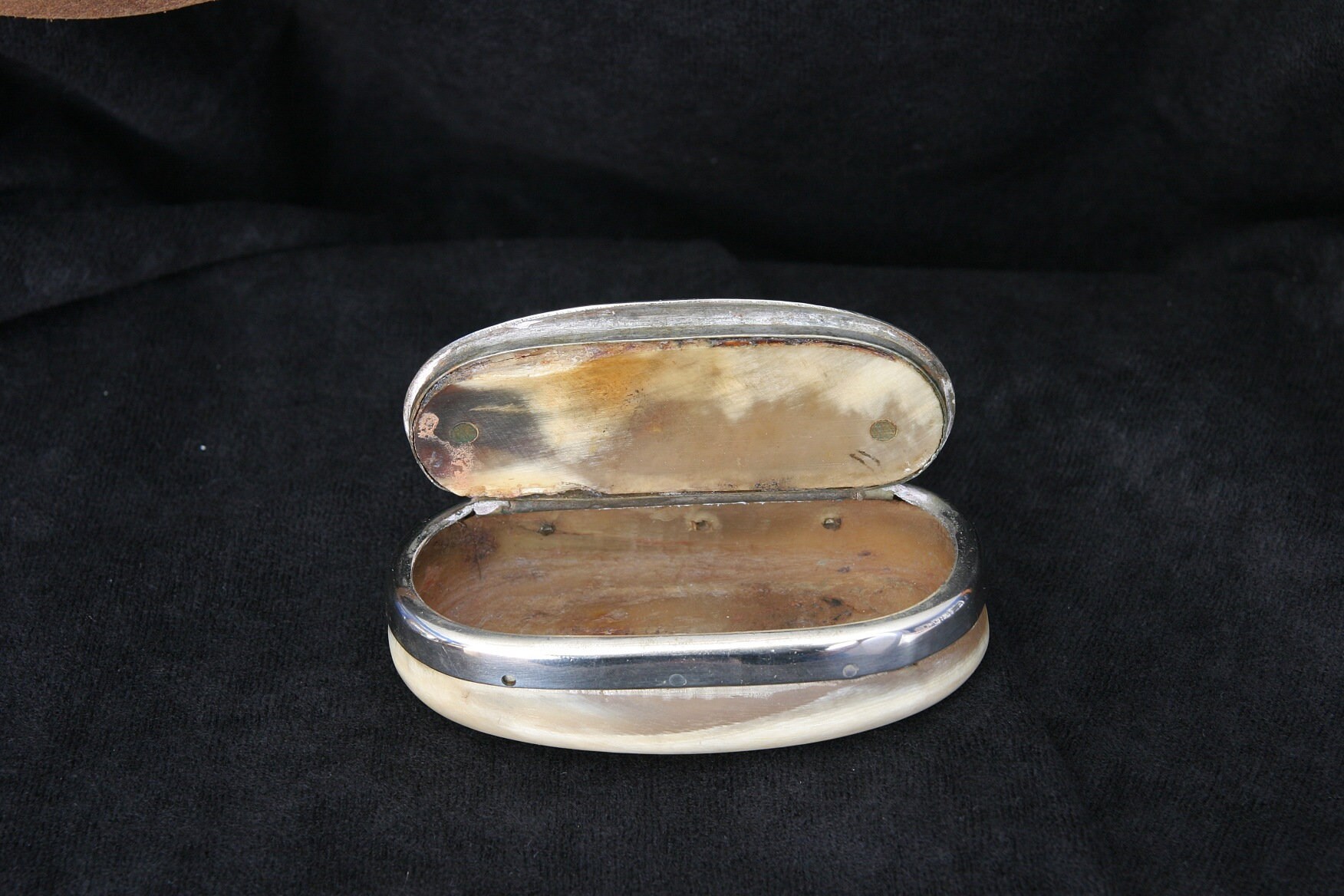 Vintage Metal Box / Bone Box, Ishockey, 1949, Snuff Box Bone, Bone ...