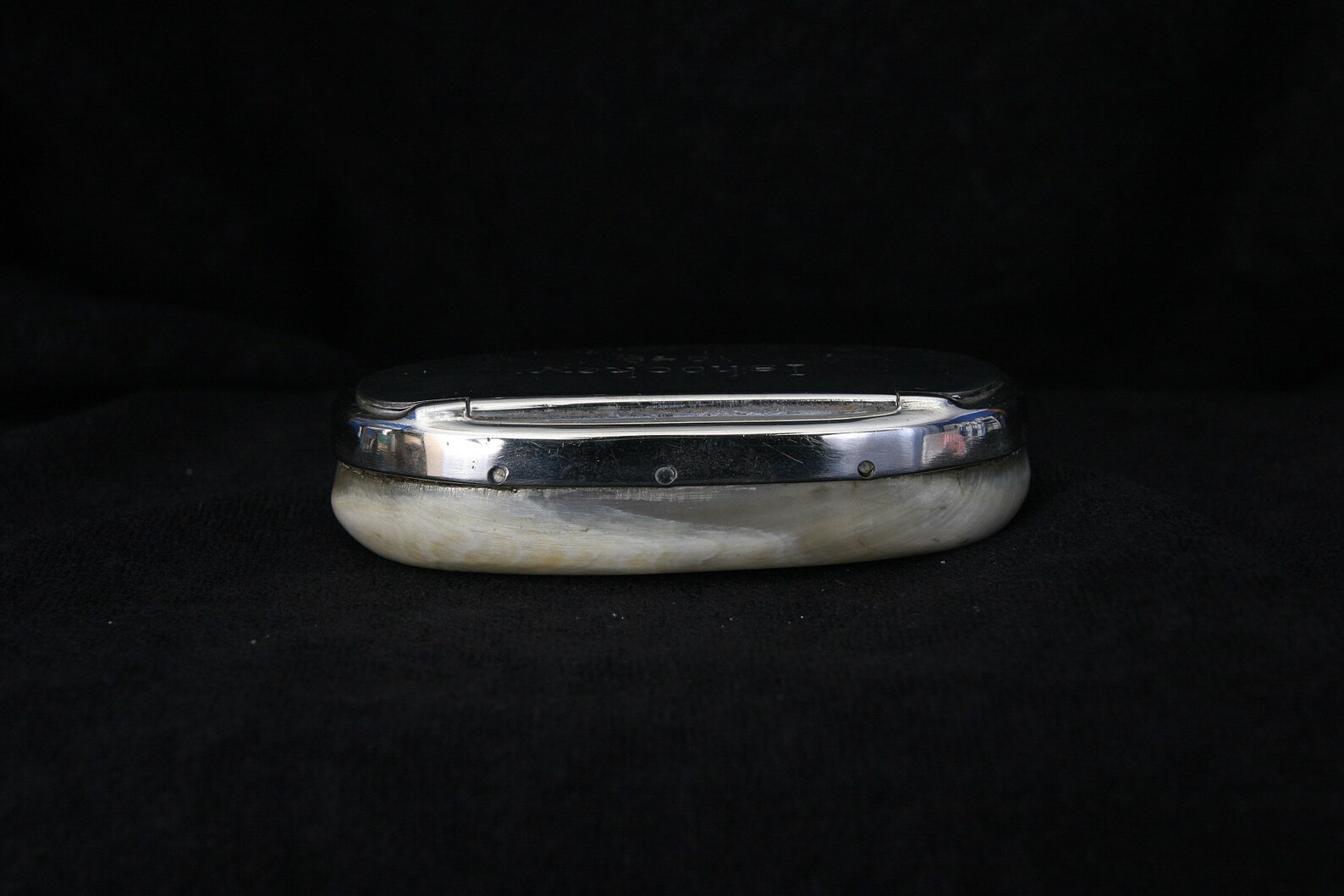 Vintage Metal Box / Bone Box, Ishockey, 1949, Snuff Box Bone, Bone ...
