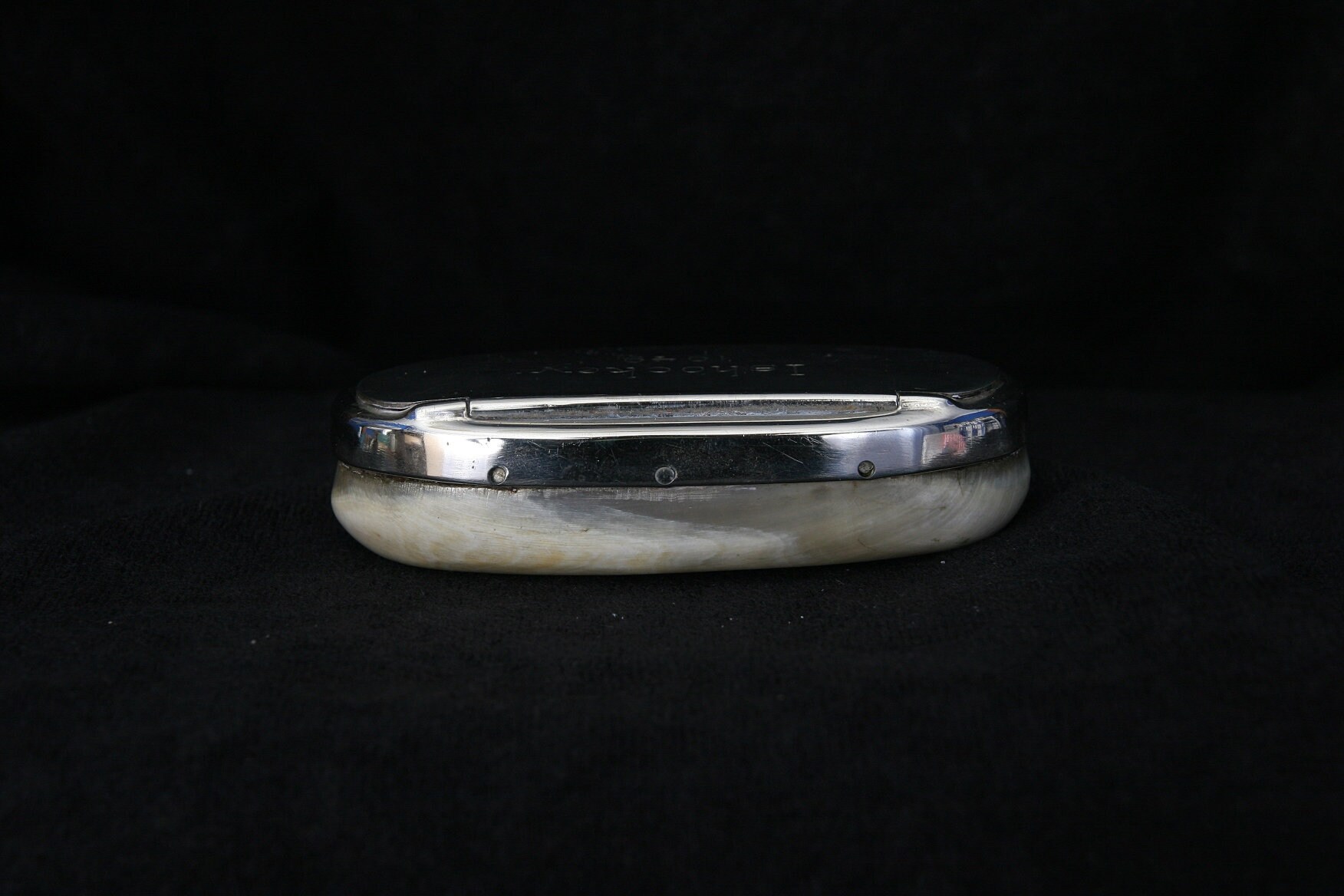 Vintage Metal Box / Bone Box, Ishockey, 1949, Snuff Box Bone, Bone ...