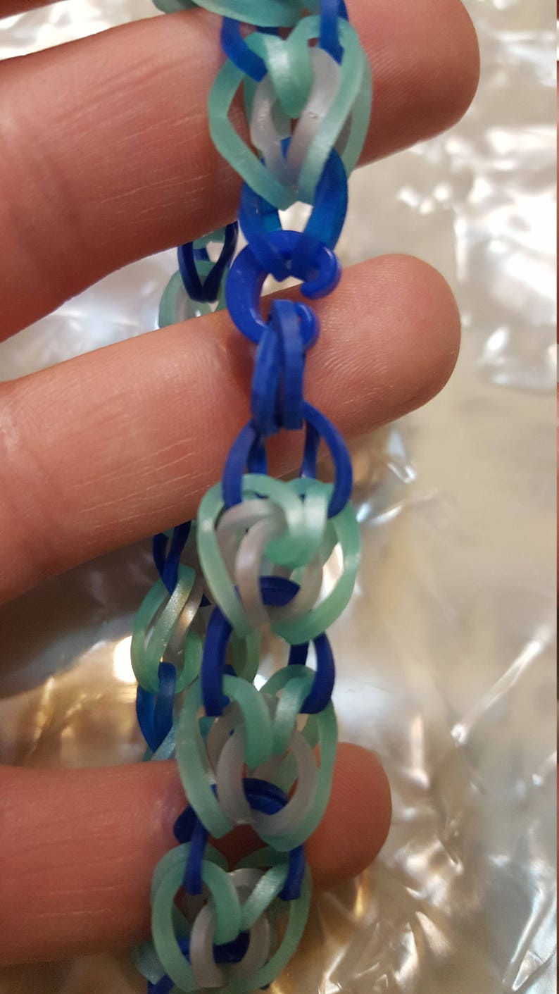 Rainbow Loom Open Heart Bracelet in Light Pearly Blue, Metallic Silver ...