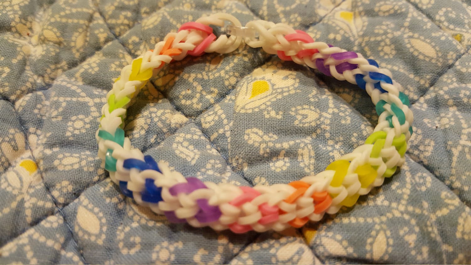 Rainbow Loom Inverted Fishtail Rainbow