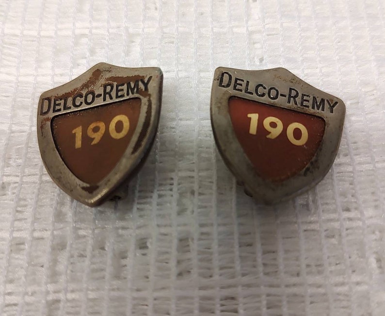 Vintage Delco Remy Badges and One Keyring. General Motors - Etsy