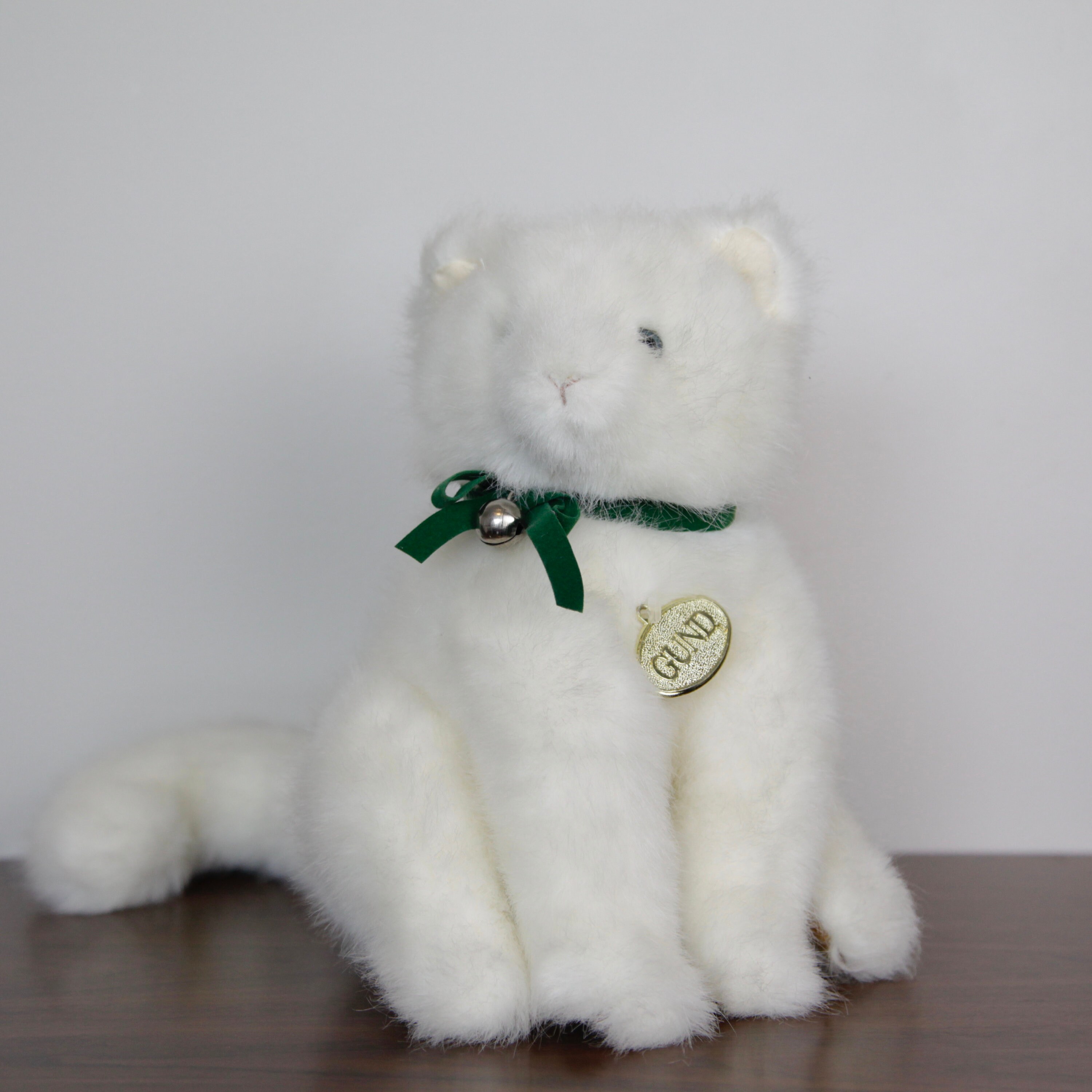 80s vintage GUND gato blanco con cuello de campana peluche | Etsy