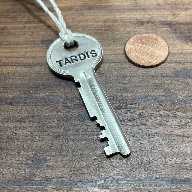 Tardis Key Necklace - Etsy