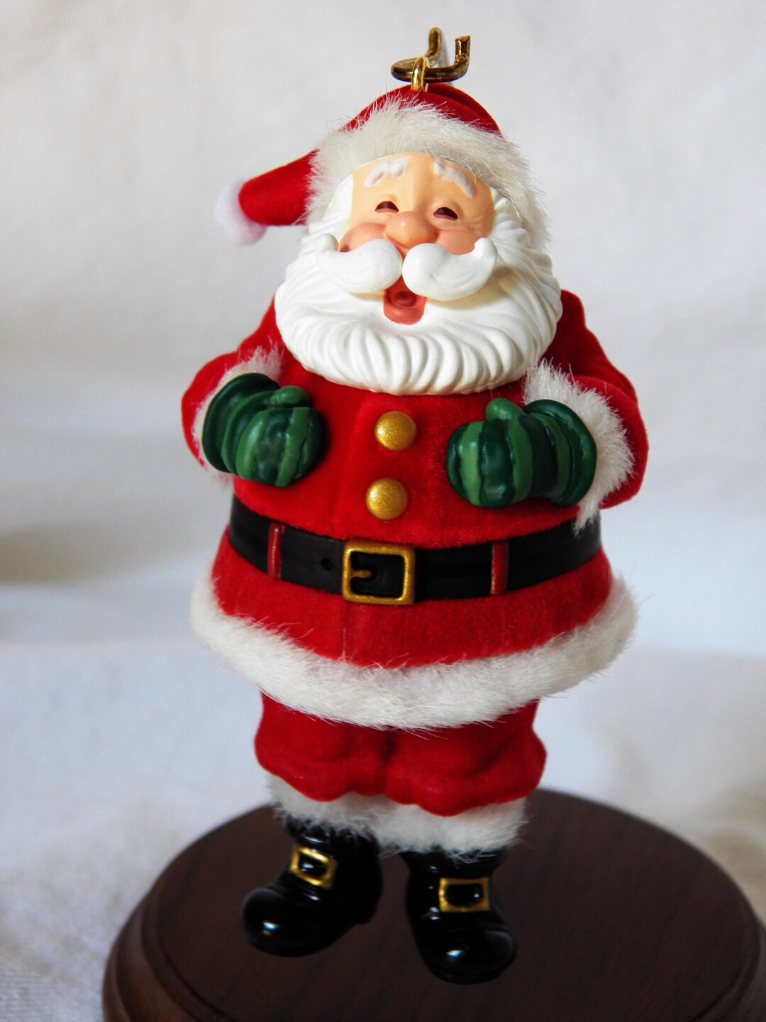 Vintage 2002 Hallmark Tickle, Tickle Santa Ornament QX2826 - Etsy
