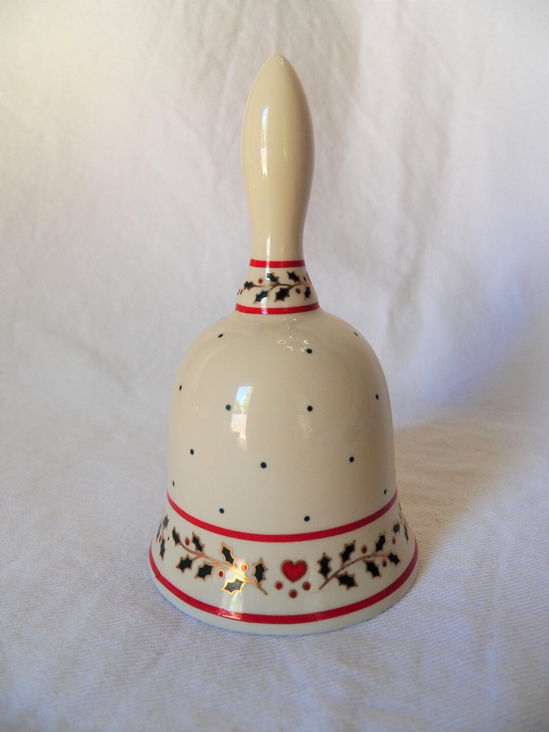 Vintage Hallmark Christmas Bell - WHD7246 - Special Gifts by Crowning ...