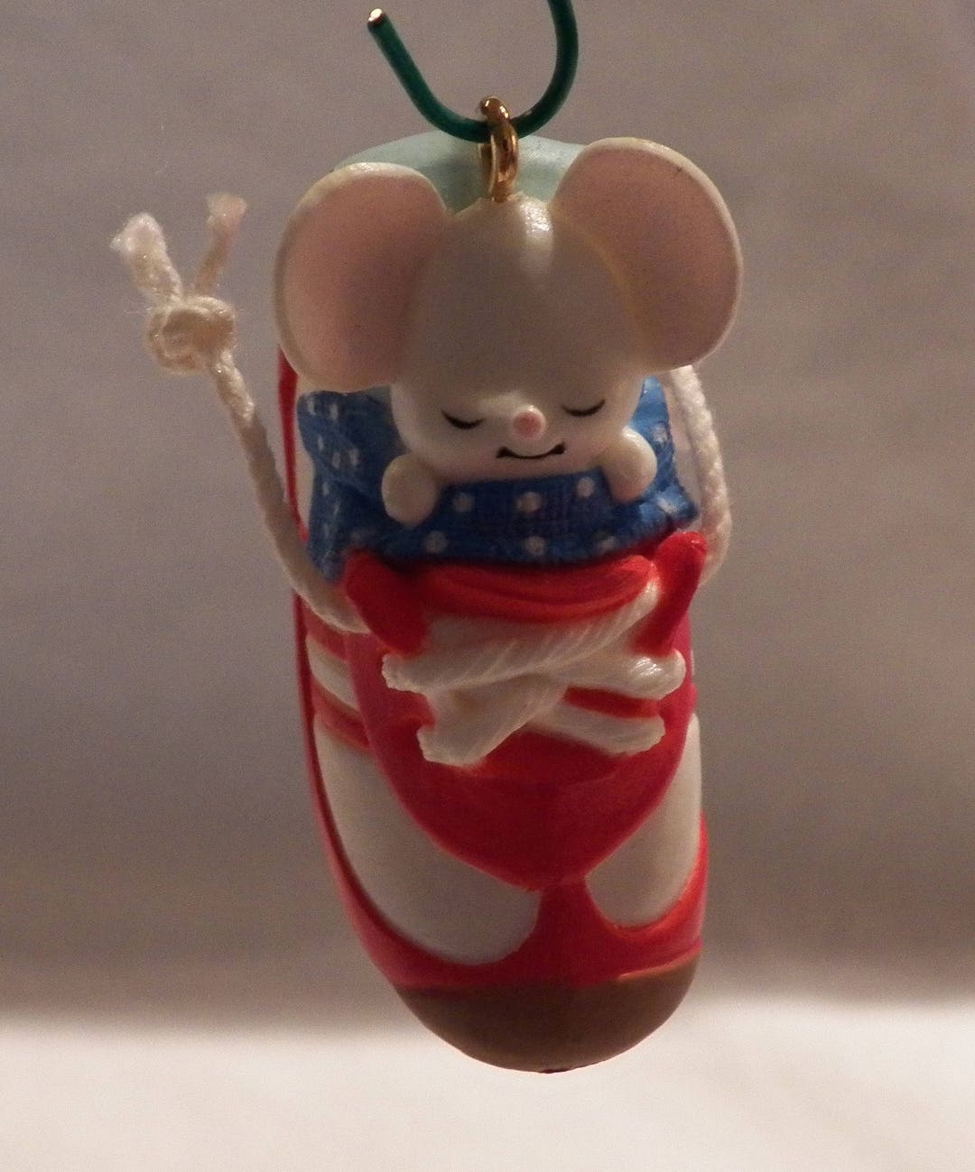 Vintage 1983 Hallmark Sneaker Mouse - QX4009 - Etsy