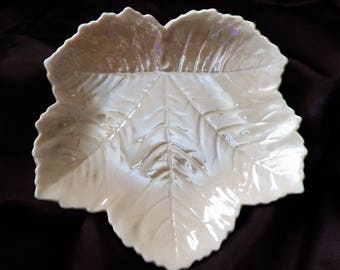 Belleek Sycamore Leaf Dish Cobb Lustre Ireland Green Mark Vintage 1970s ...