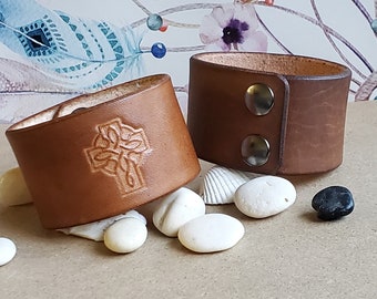 Celtic Cross Button - Etsy