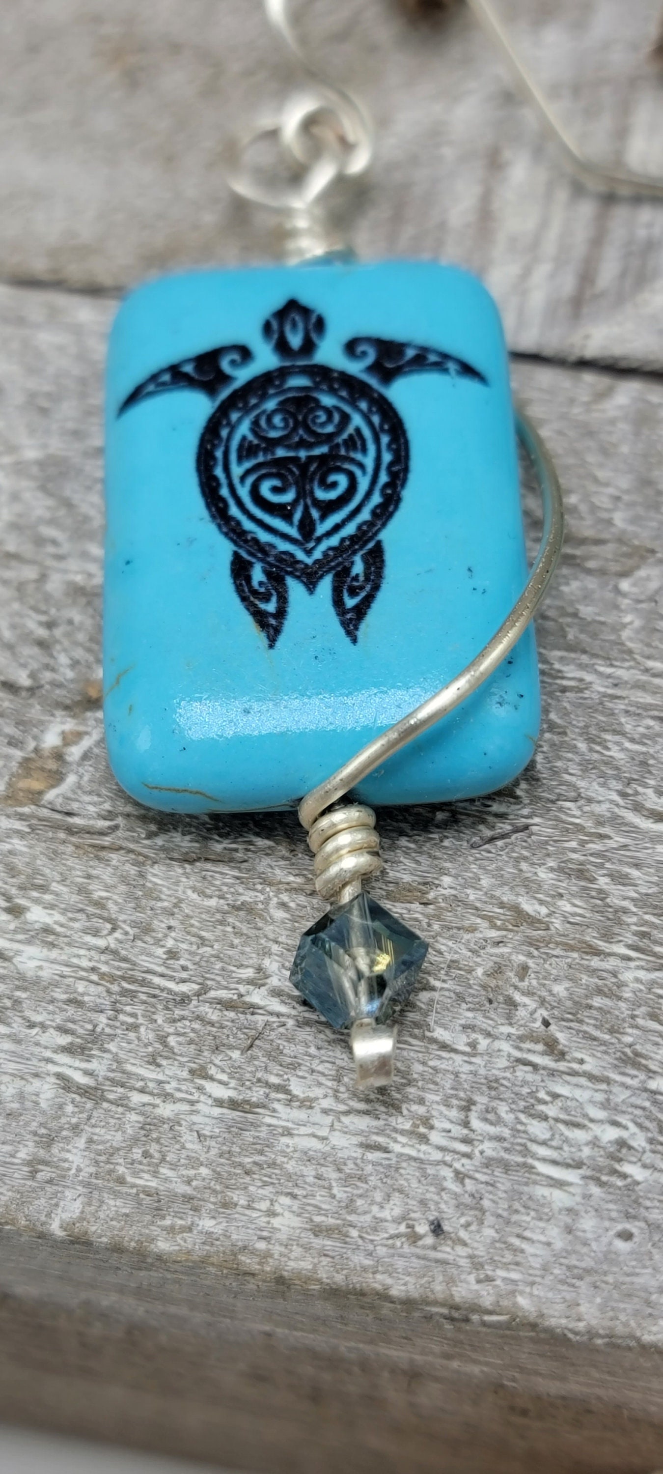 Sea Turtle Turquoise Reconstituted Stone With Dusty Blue Cut Crystals ...