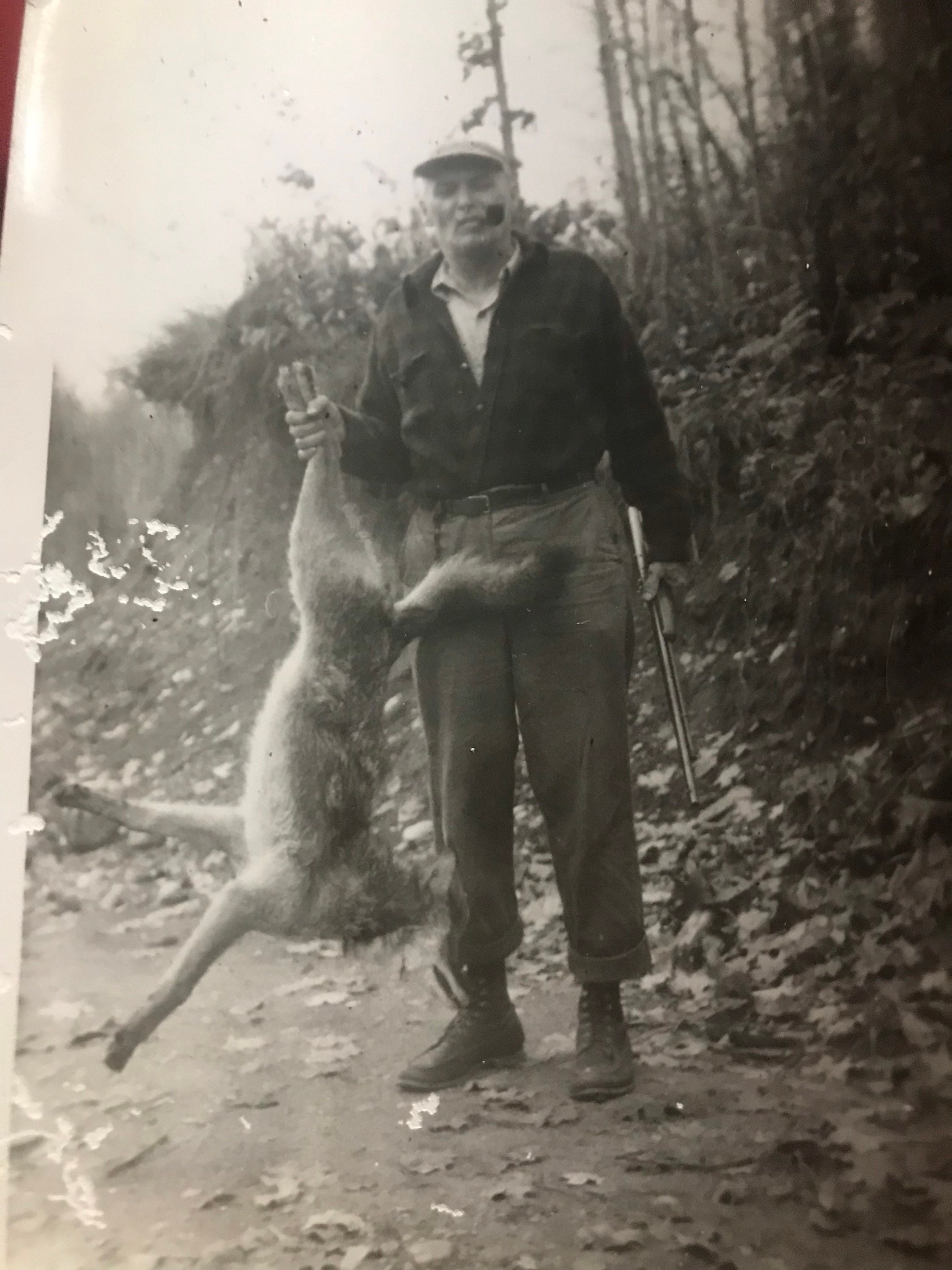 Vintage Man W/rifle & Pipe HUNTING ORIGINAL PHOTOGRAPH Wolf/fox Carcass ...