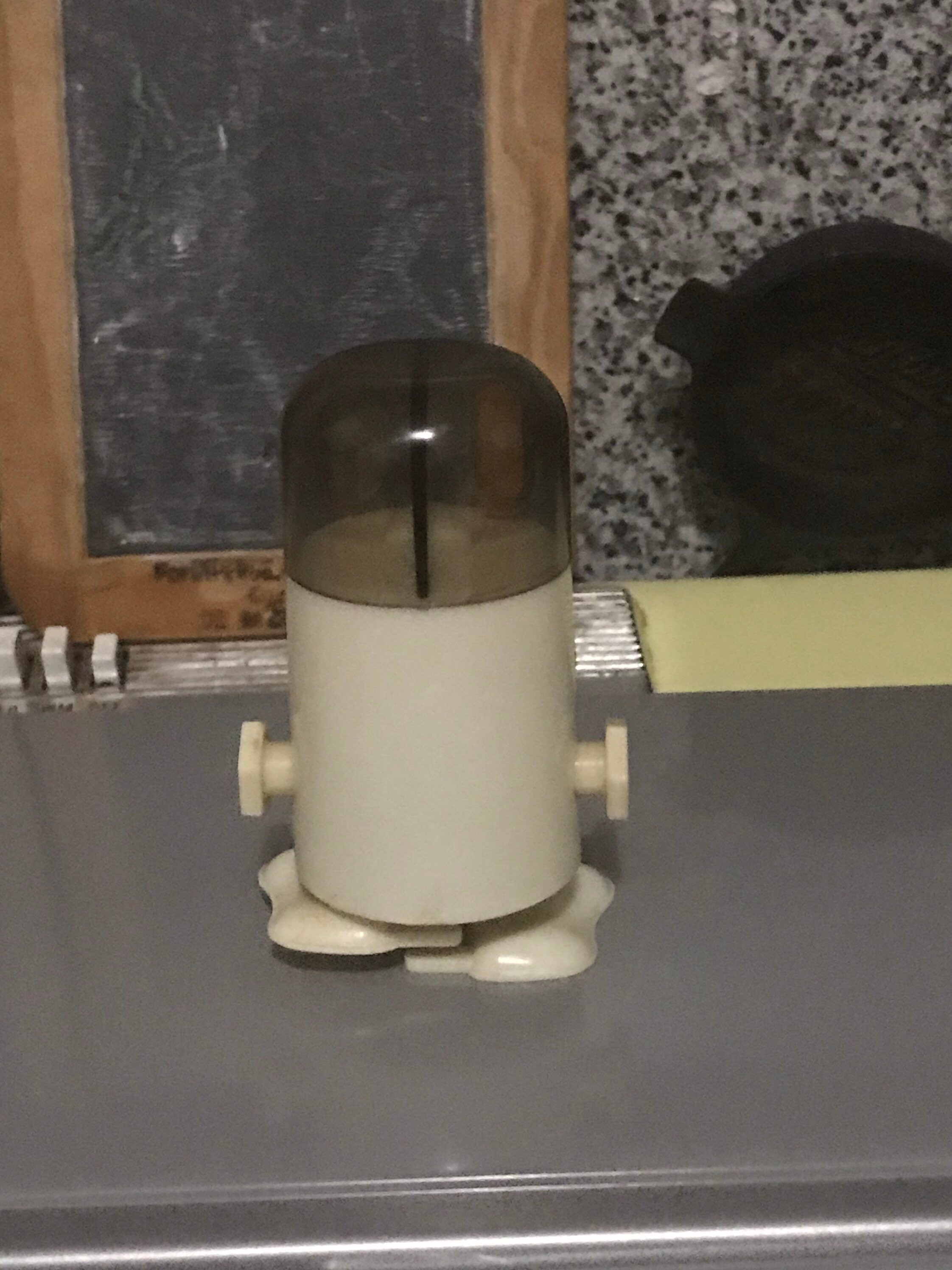 Vintage Wind-up ROBOT Salt/pepper Shaker - Etsy