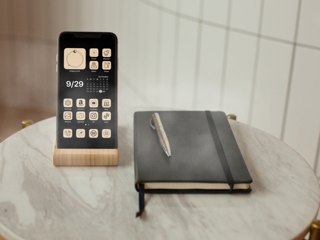 Ios Dark Minimalist Icon Pack for iPhone iPad Customization Includes 90 ...