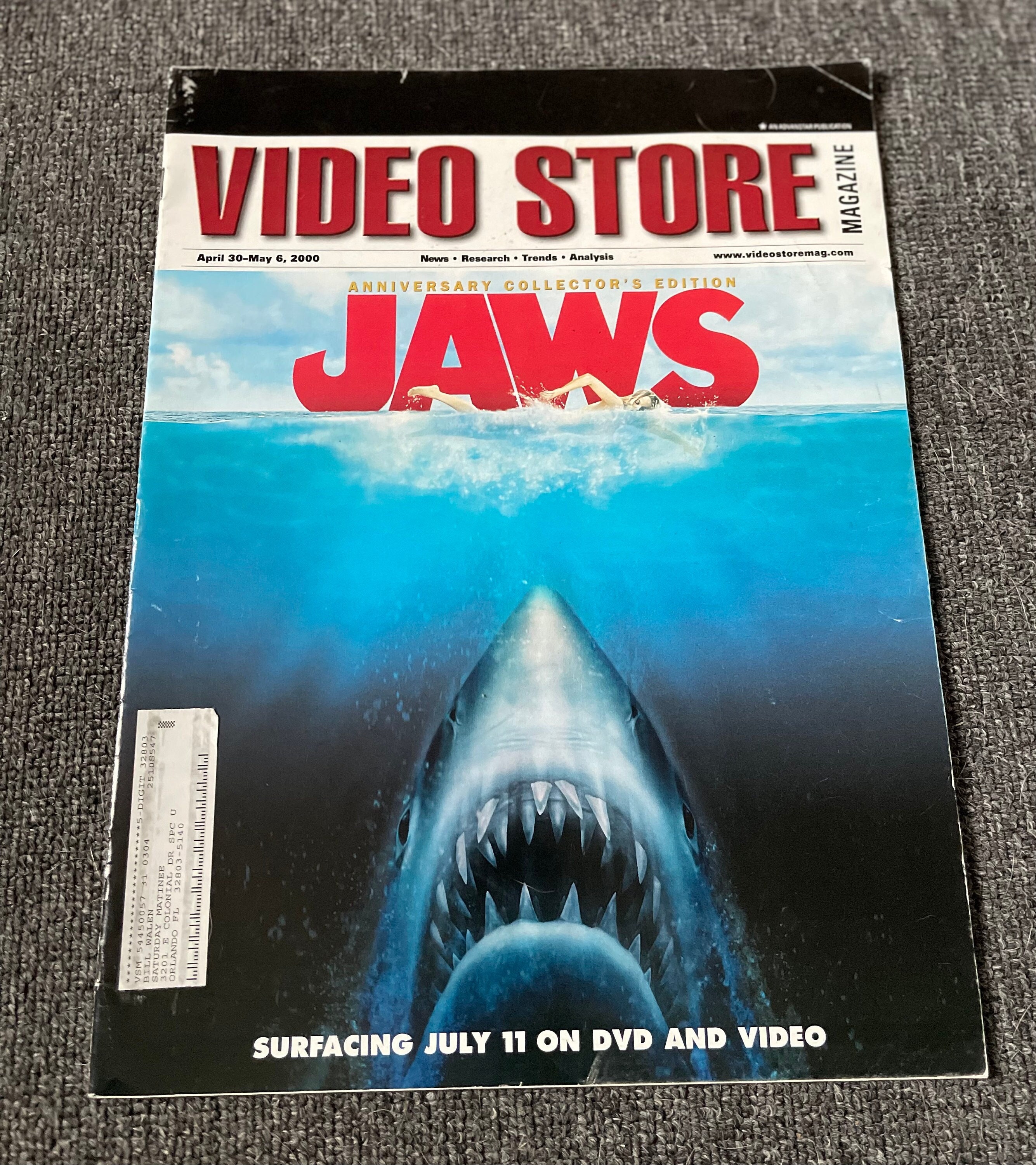 Video Store 2000 JAWS Cover & Article Magazine! First DVD! VHS! Very ...