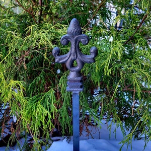 4' Garden Stakes Property Marker Driveway Marker Tree Stake WISE OAK ...