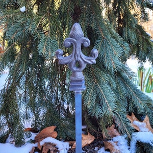 4' Garden Stakes Property Marker Driveway Marker Tree Stake WISE OAK ...