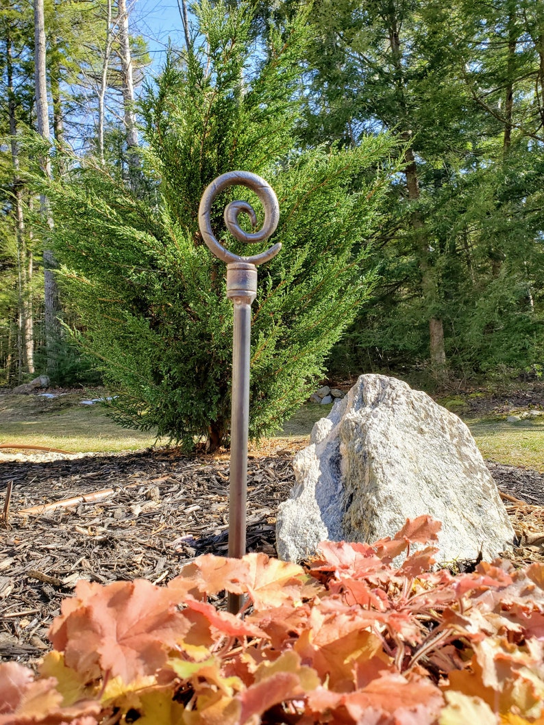 4' Garden Stakes SPIRAL Driveway Markers Tree Stake - Etsy