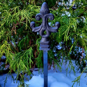 4' Garden Stakes Property Marker Driveway Marker Tree Stake WISE OAK ...