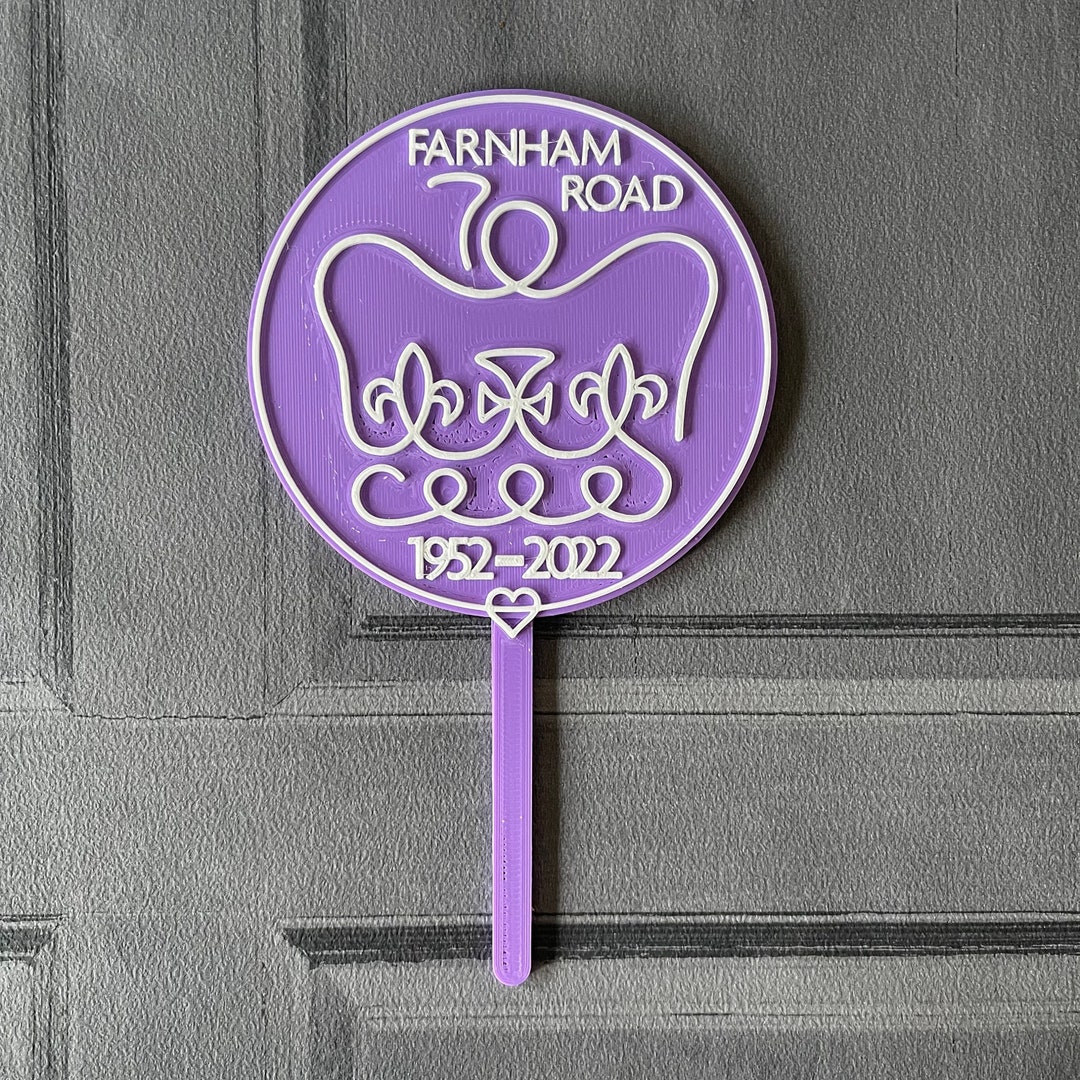 Queens Jubilee Cake Topper - Personalised - Street Party - Royal ...