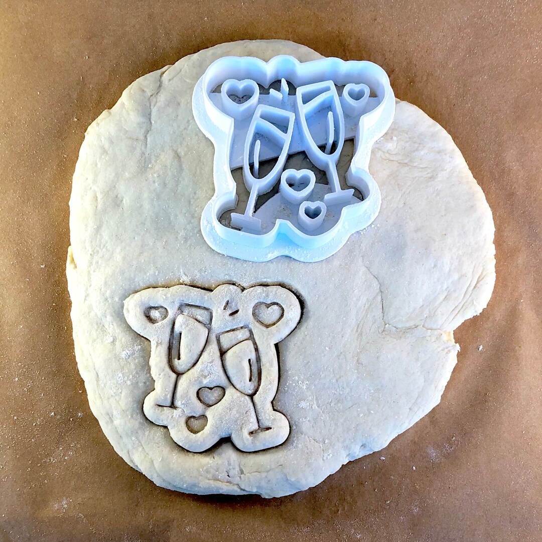 Champagne Flutes - Wedding - Wedding Couple - Cookie Cutter - Cute ...