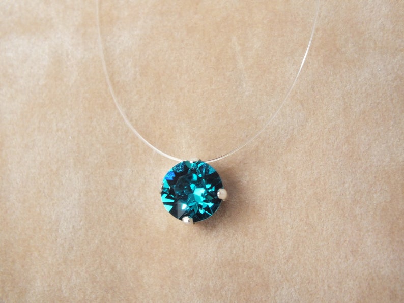 Collier fil transparent Nylon Swarovski cristal bleu ou rose - Etsy France