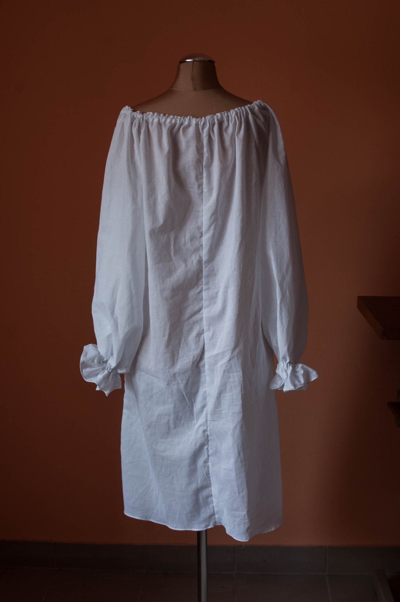 White Batiste Renaissance Chemise Medieval Underdress - Etsy
