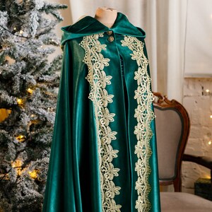 Green Velvet Fantasy Cape, Elven Hooded Cloak With Golden Laces, LARP ...