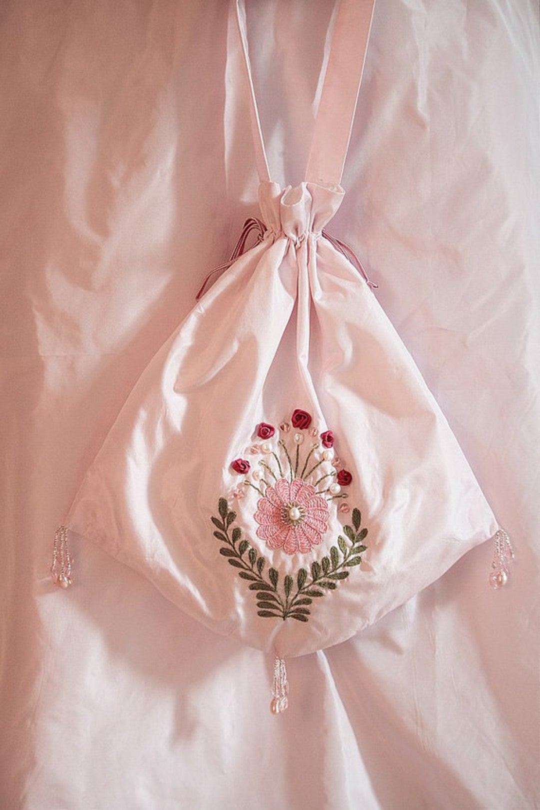 Silk Embroidered Regency Bag, Jane Austen Bag, Historical Bag, Regency ...