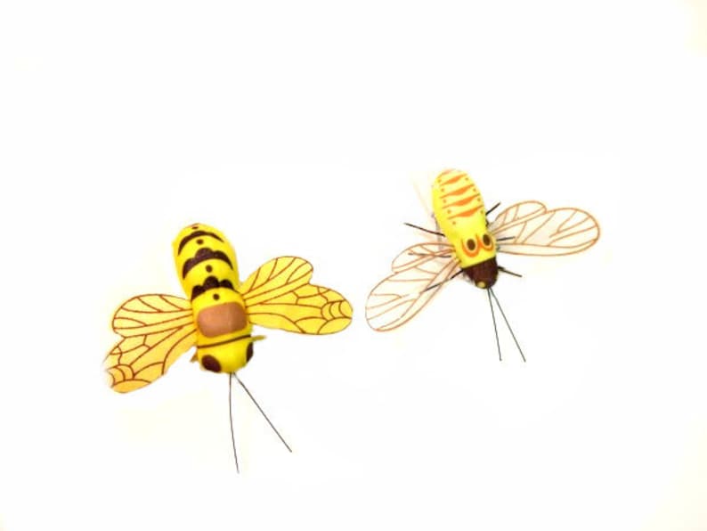 1 Big Fake Bee Artificial Bees Inches Scrapbooking Craft - Etsy
