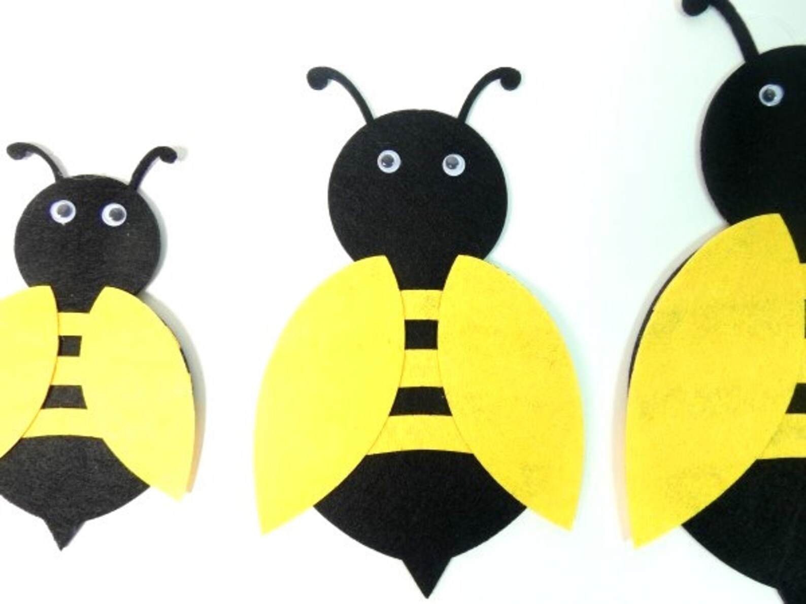 1 or 2 Felted Bees 3 Sizes Fake Bees Artificial Bees Craft - Etsy UK