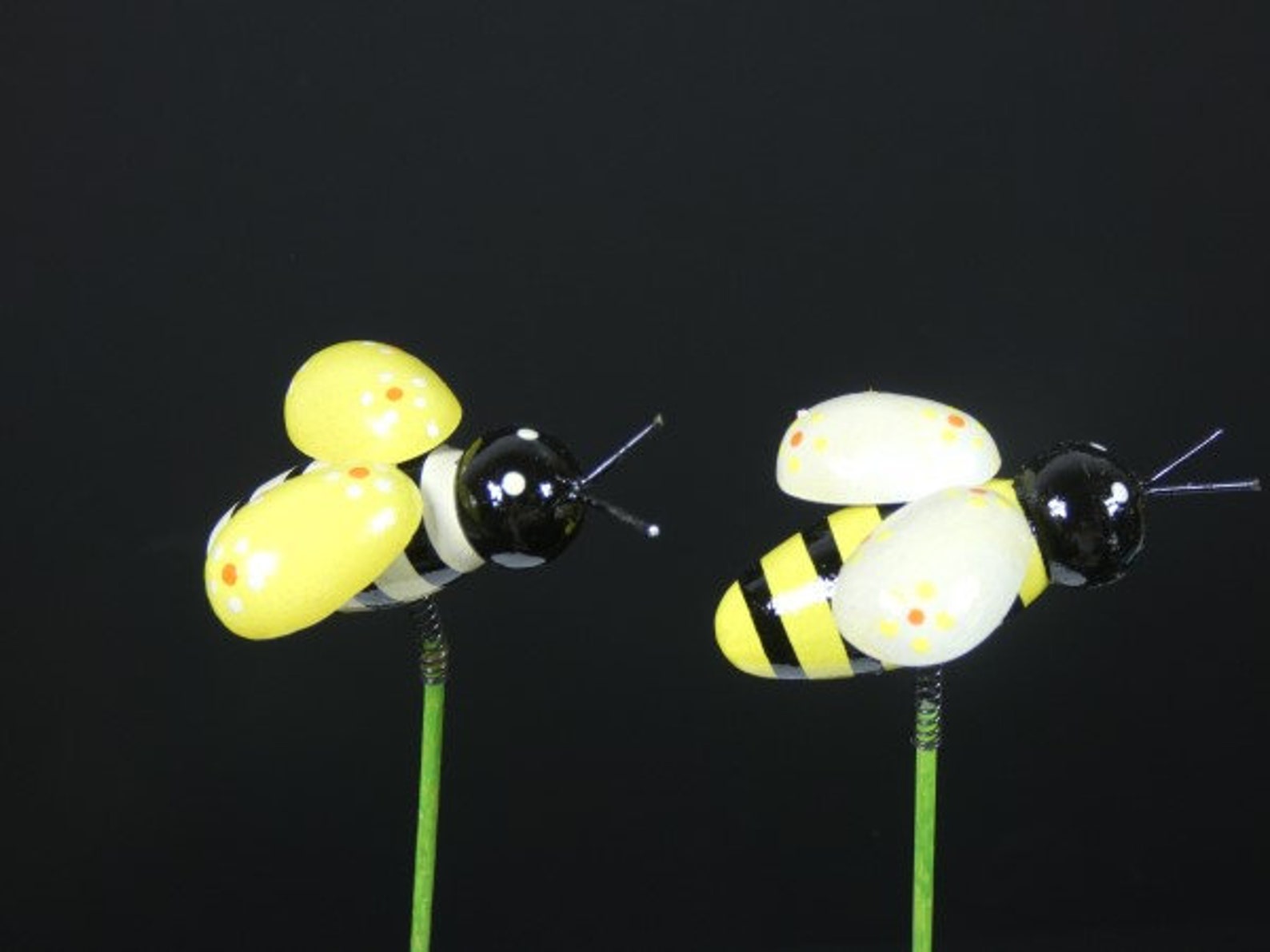 2 Fake Wooden Bees Yellow Or White Artificial Bee Cake Toppers | Etsy