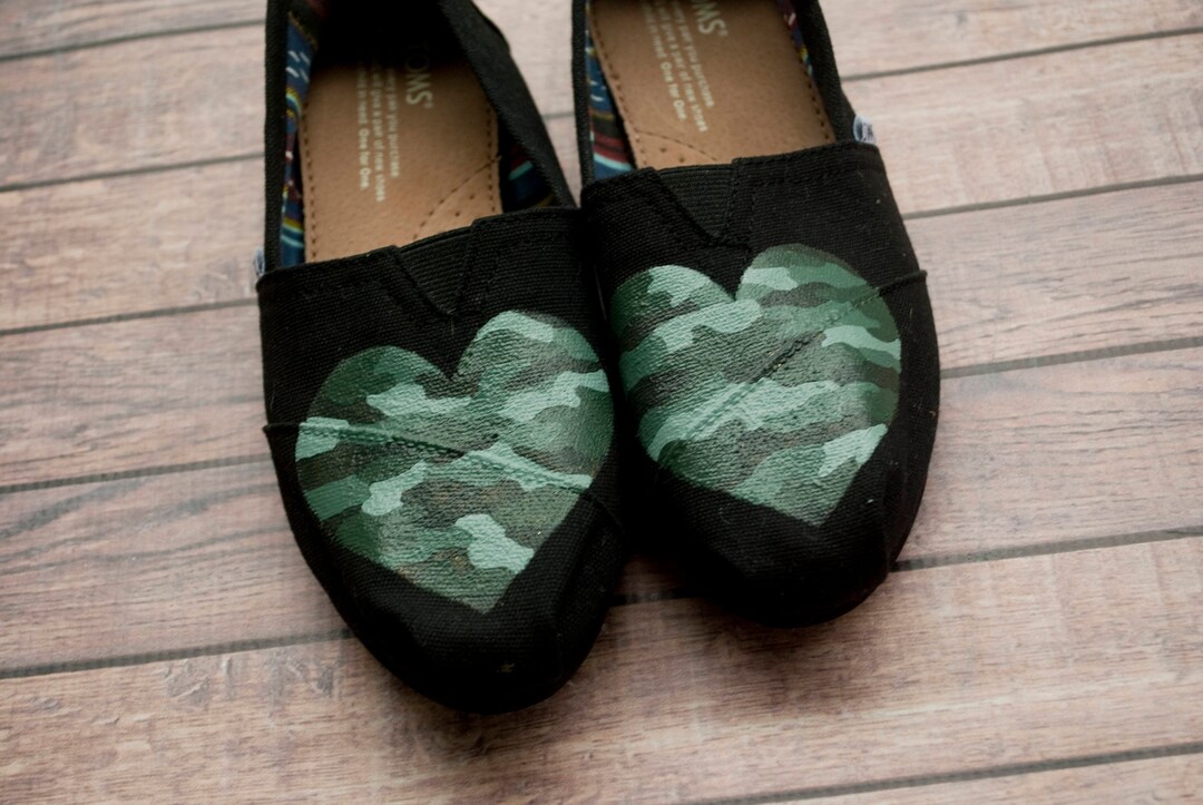 Hand Painted Camo Toms Custom Toms - Etsy