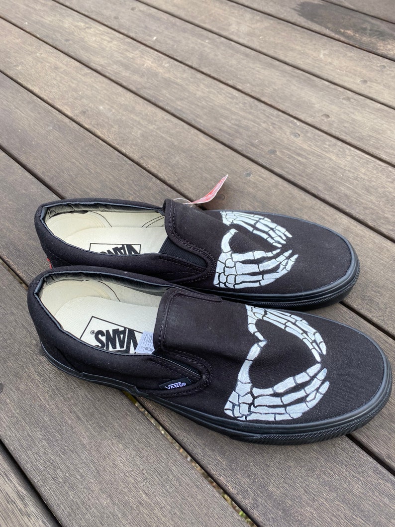 Heart Skeleton Hand Vans Hand Painted Vans - Etsy