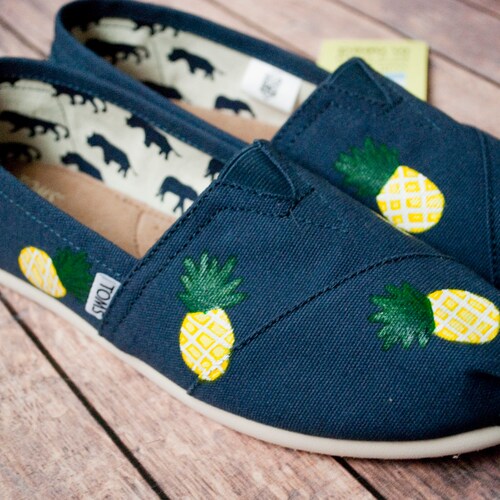 Custom TOMS Painted Shoes Choose Your Design Hand Painted TOMS - Etsy