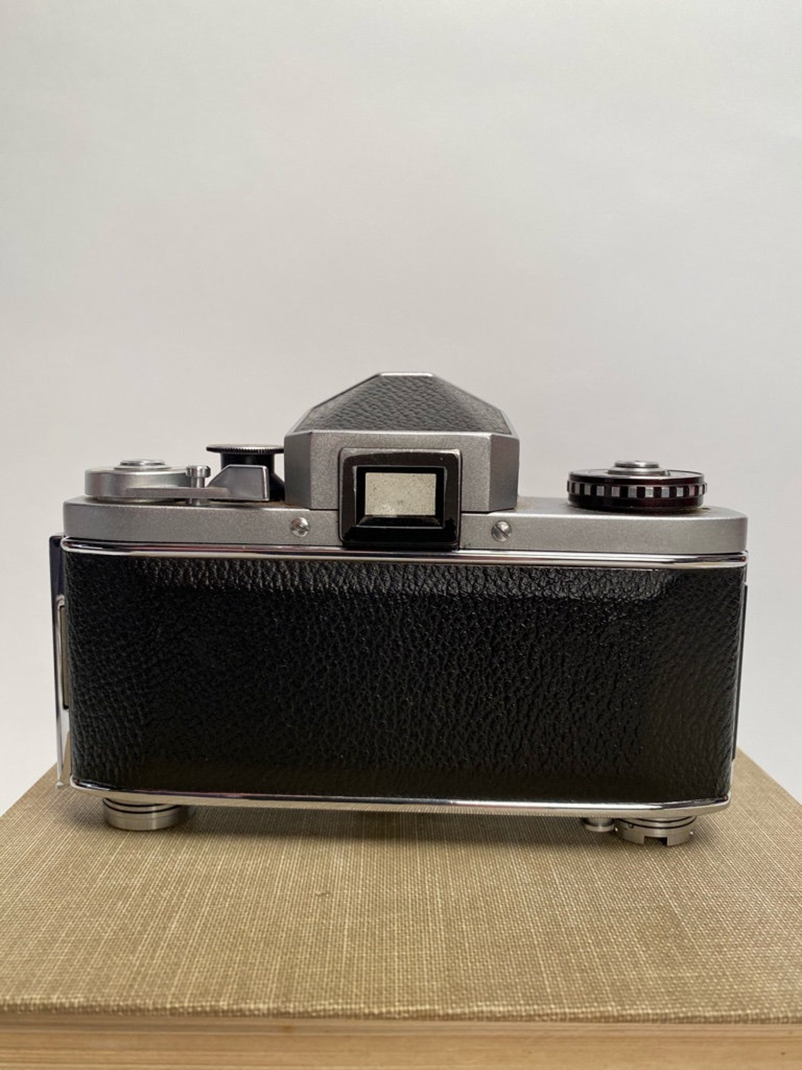 Exakta VX 1000 35mm Film Camera Pentaprism Viewfinder With Original Box ...