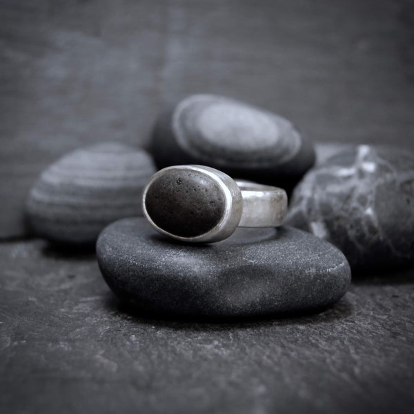 Pebble Ring - Etsy