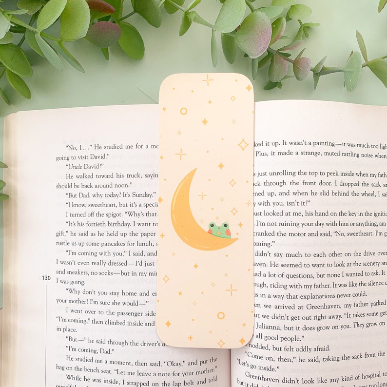 Moon Frog Bookmark / Digital Art Illustration Books | Etsy