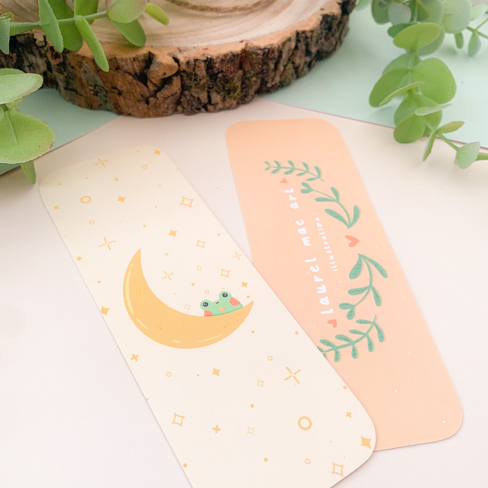 Moon Frog Bookmark / Digital Art Illustration Books | Etsy