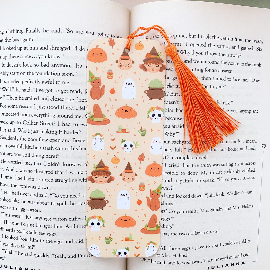 Spooky Essentials Bookmark / Digital Art Illustration Books - Etsy UK