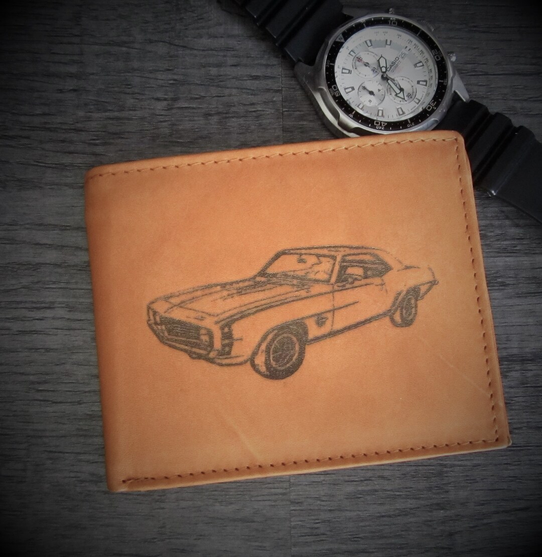Men's Tan Bi-fold Leather Wallet W/ 1967-2024 Chevy Camaro Image choose ...