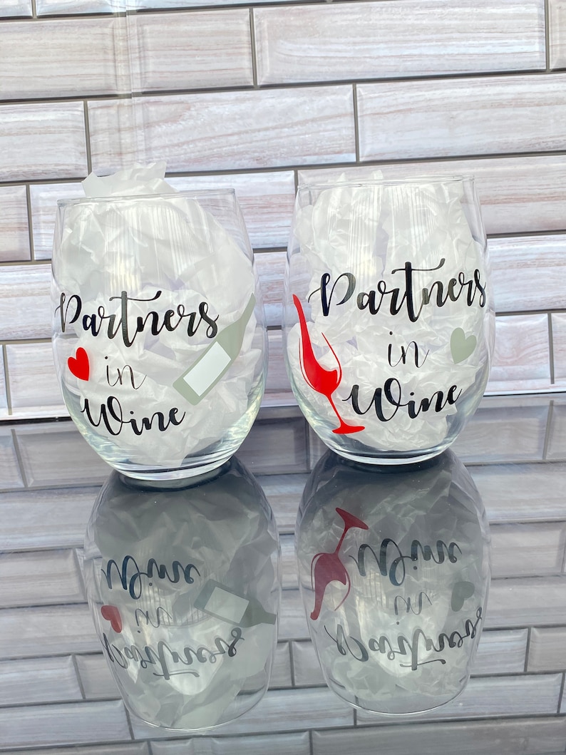 Partners in Wine Best Friend Wine Glass Set - Etsy